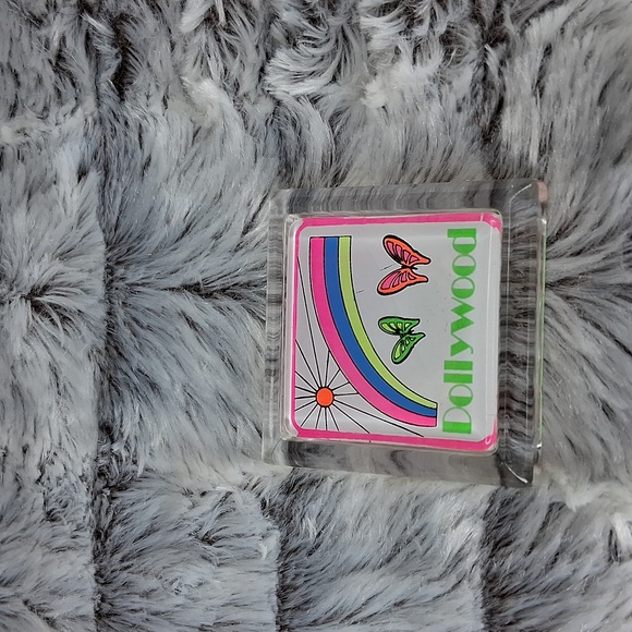 Dollywood | Other | Vintage Dollywood Magnet With Butterflies | Poshmark
